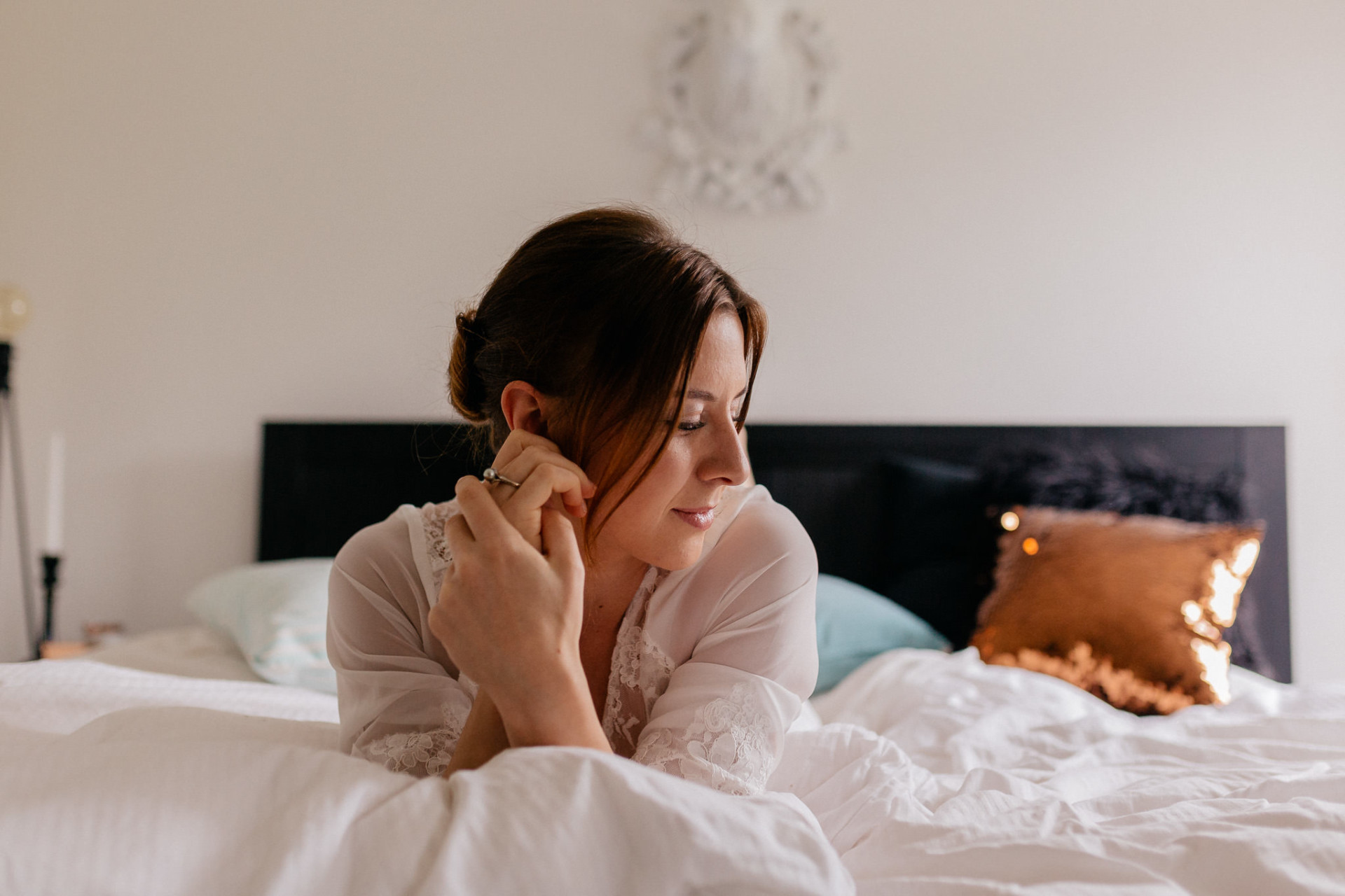Bridal Boudoir Session at Home - Maria Luise Bauer Photography